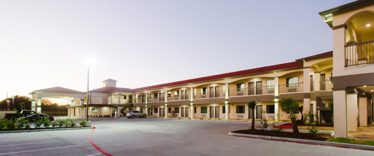 About Us - Palace Inn